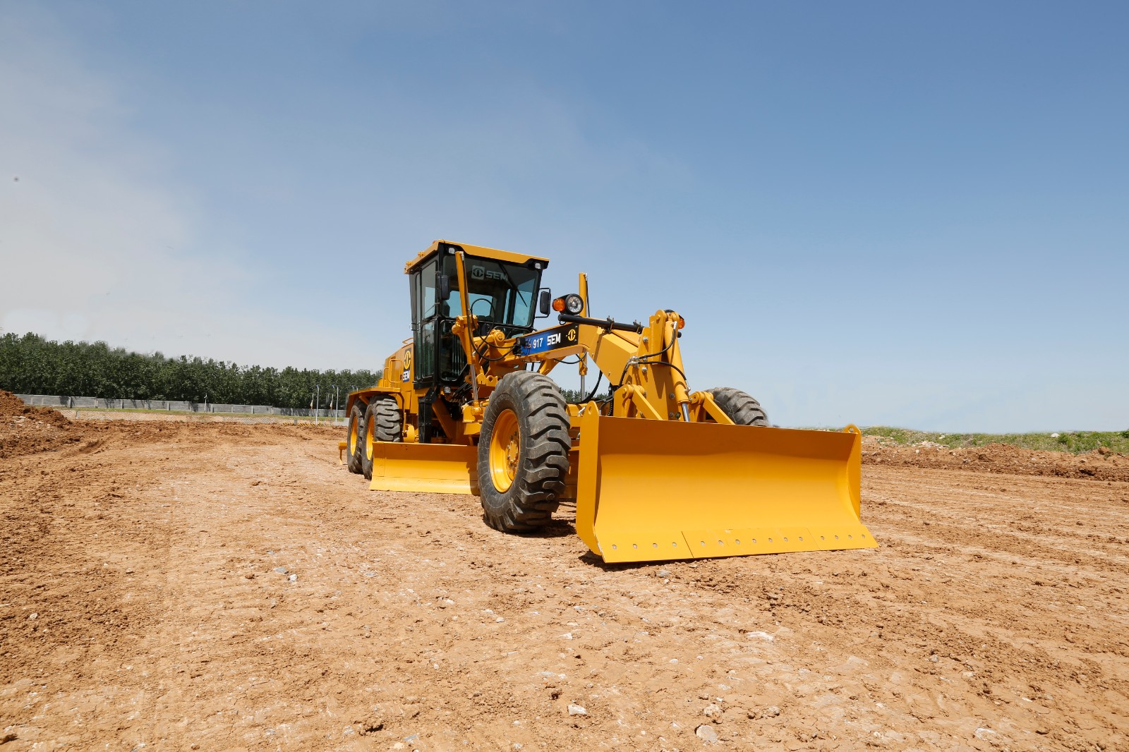 SEM 917 Specifications & Technical Data (2020-2025) | LECTURA Specs