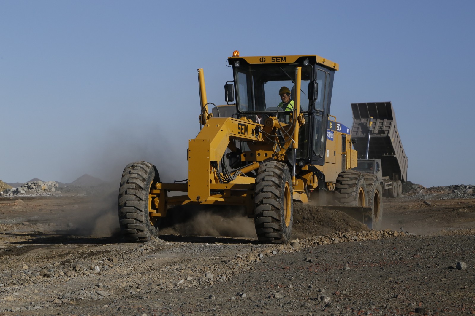 SEM 919 Specifications & Technical Data (2020-2025) | LECTURA Specs