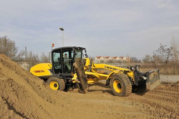 New Holland F 156.7 A Specifications & Technical Data (2009-2014 ...