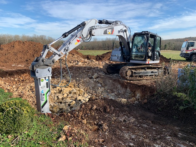 Daemo B140 Specifications & Technical Data (2017-2025) | LECTURA Specs