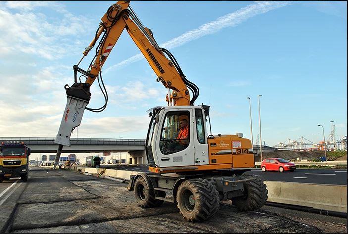 AJCE AB-180F Specifications & Technical Data (2011-2025) | LECTURA Specs