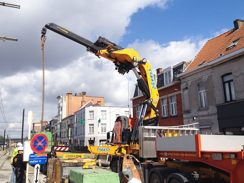 Effer 1405 8S Specifications & Technical Data (2017-2025) | LECTURA Specs