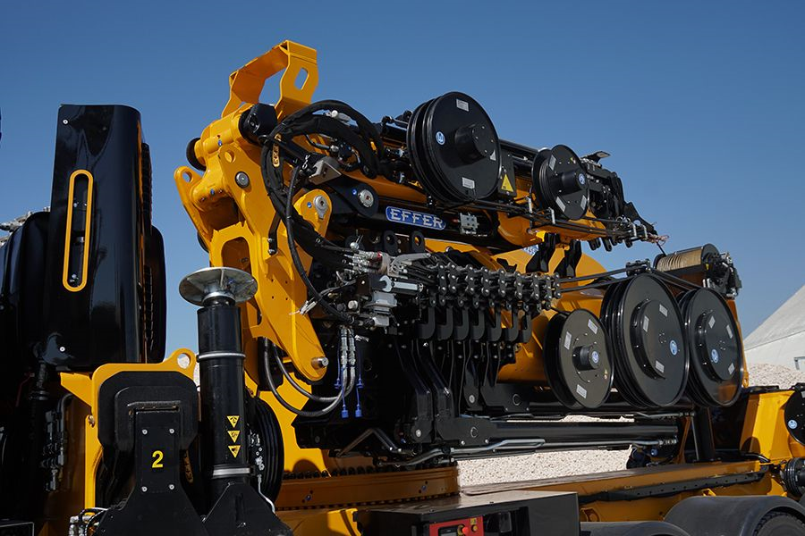 Effer 2255 8S Specifications & Technical Data (2017-2025) | LECTURA Specs