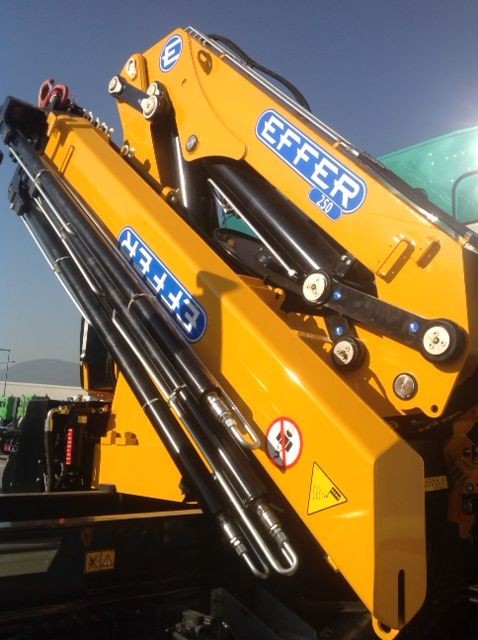 Effer 250 5S Specifications & Technical Data (1996-2008) | LECTURA Specs