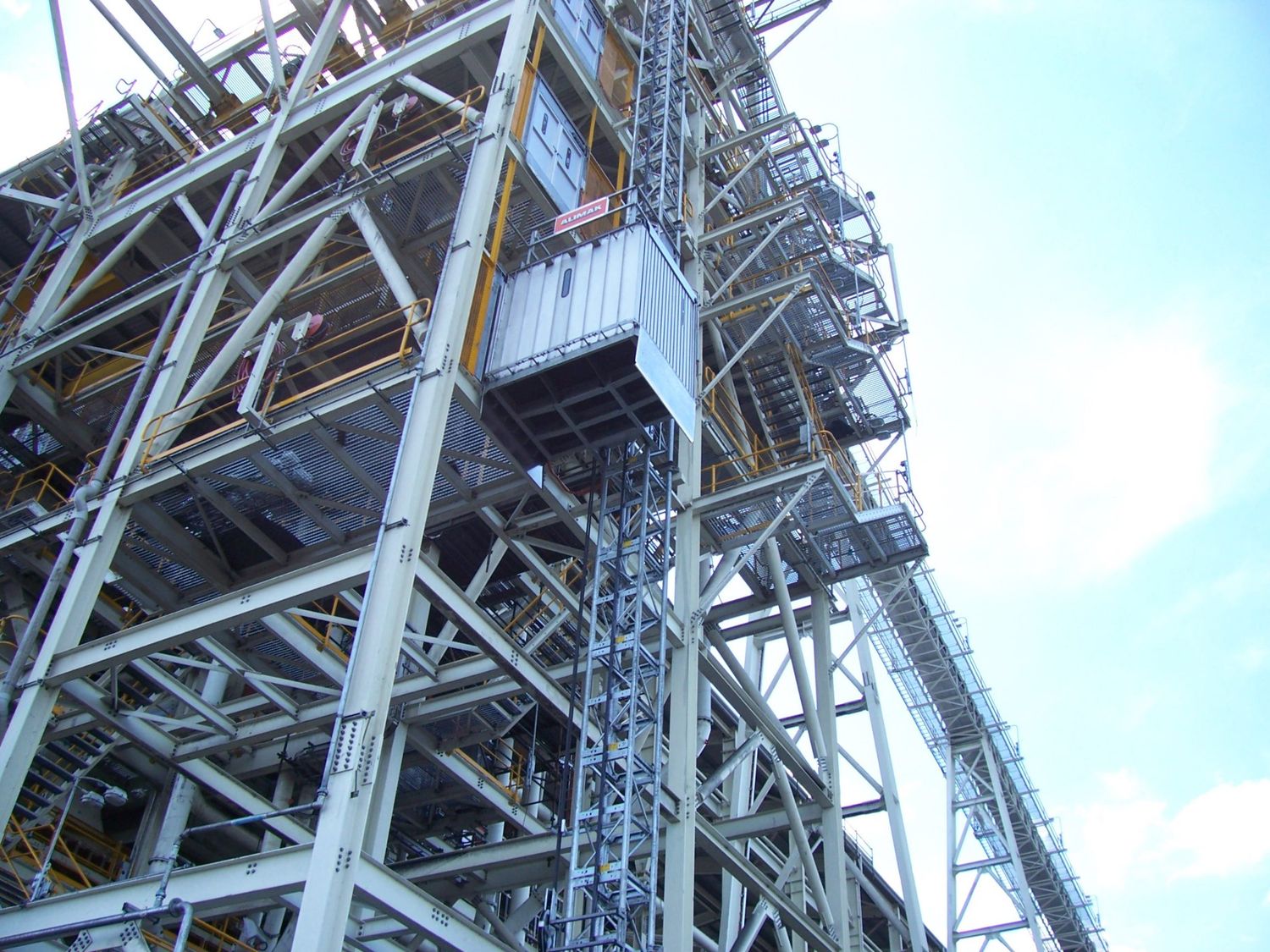 Alimak FM-Ex Specs & Dimensions (2017 - 2025) | Industrial hoists ...