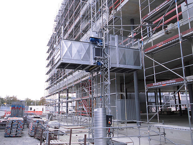 Böcker Super-Lift LX 2024 / 2040 Specs & Dimensions (2019 - 2025 ...