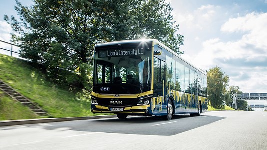 All specs & dimensions for MAN Lionʼs Intercity LE 13 (2024 - 2025) Bus ...