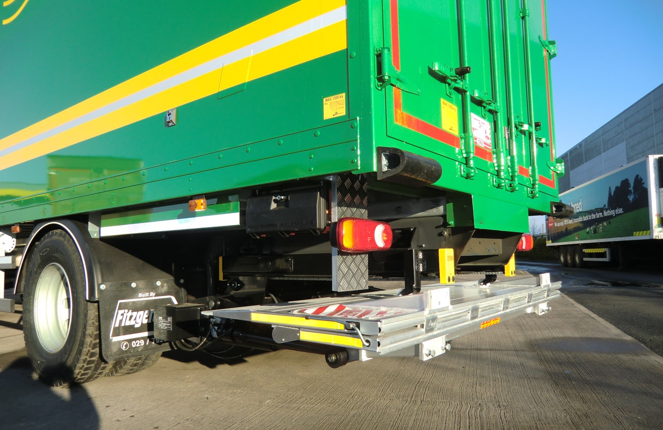 ZEPRO ZS 200 Specifications & Technical Data (2004-2015) | LECTURA Specs