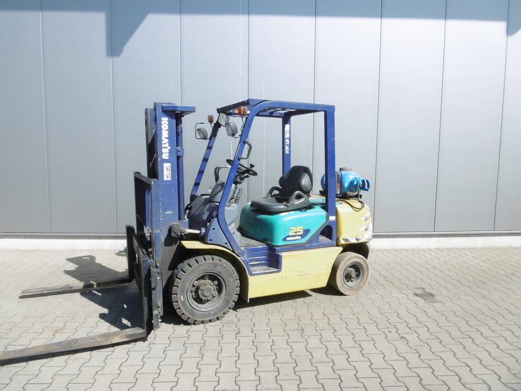 Komatsu FG 25 HT-14 LPG forklift specs & dimensions (2000 - 2005 ...