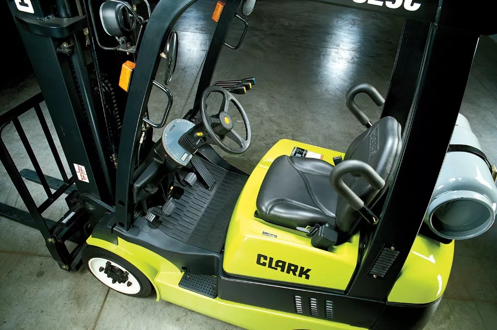 Clark C18CL LPG forklift specs & dimensions (2019 - 2021) | Lift trucks ...