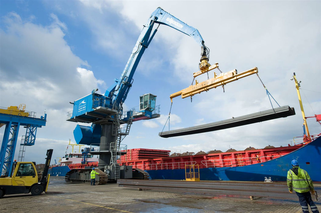 Sennebogen 880 EQ Teknik Özellikler ve Veriler (2021-2025) | LECTURA Specs