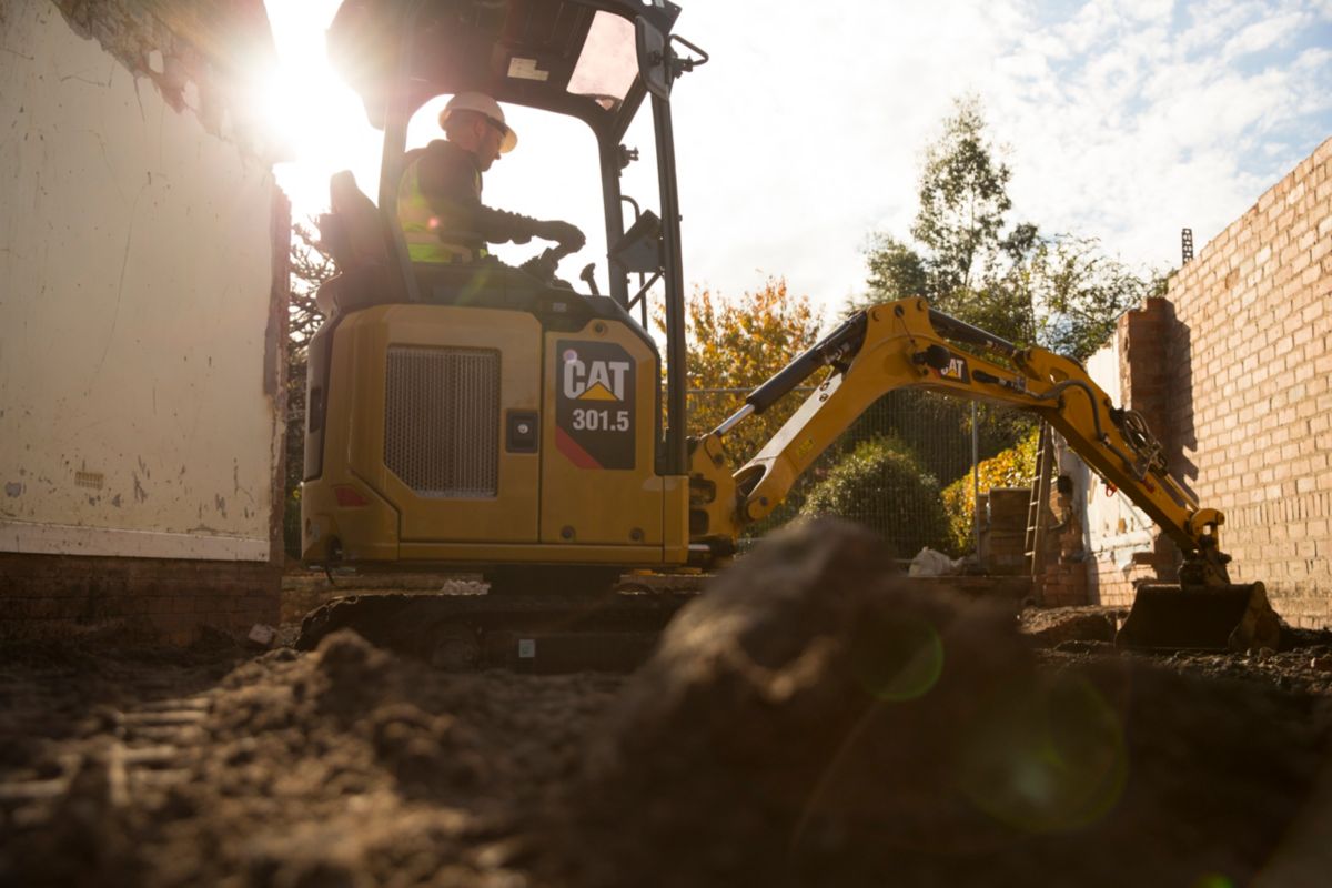 Caterpillar 301.5 excavator specs & dimensions (2019 - 2025) | Diggers ...