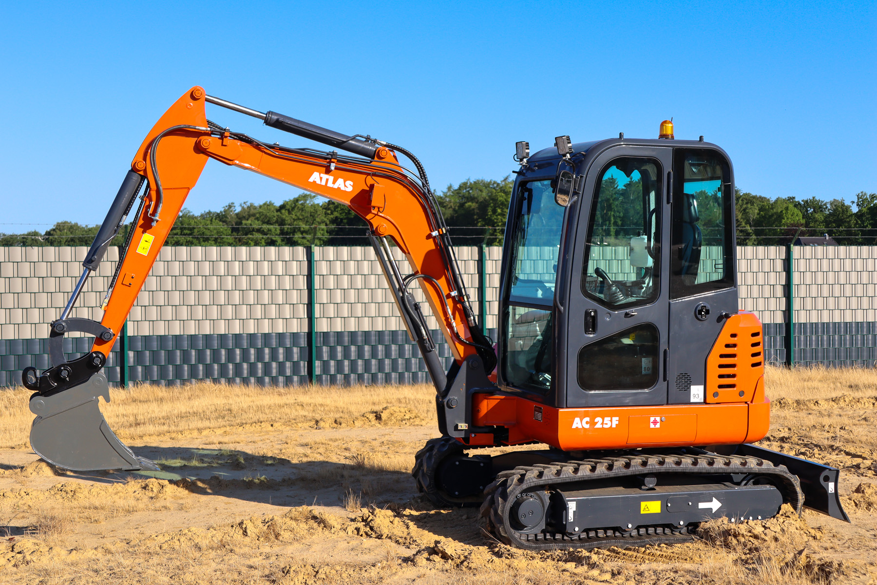 Atlas Kompakt AC 25F excavator specs & dimensions (2024 - 2025 ...
