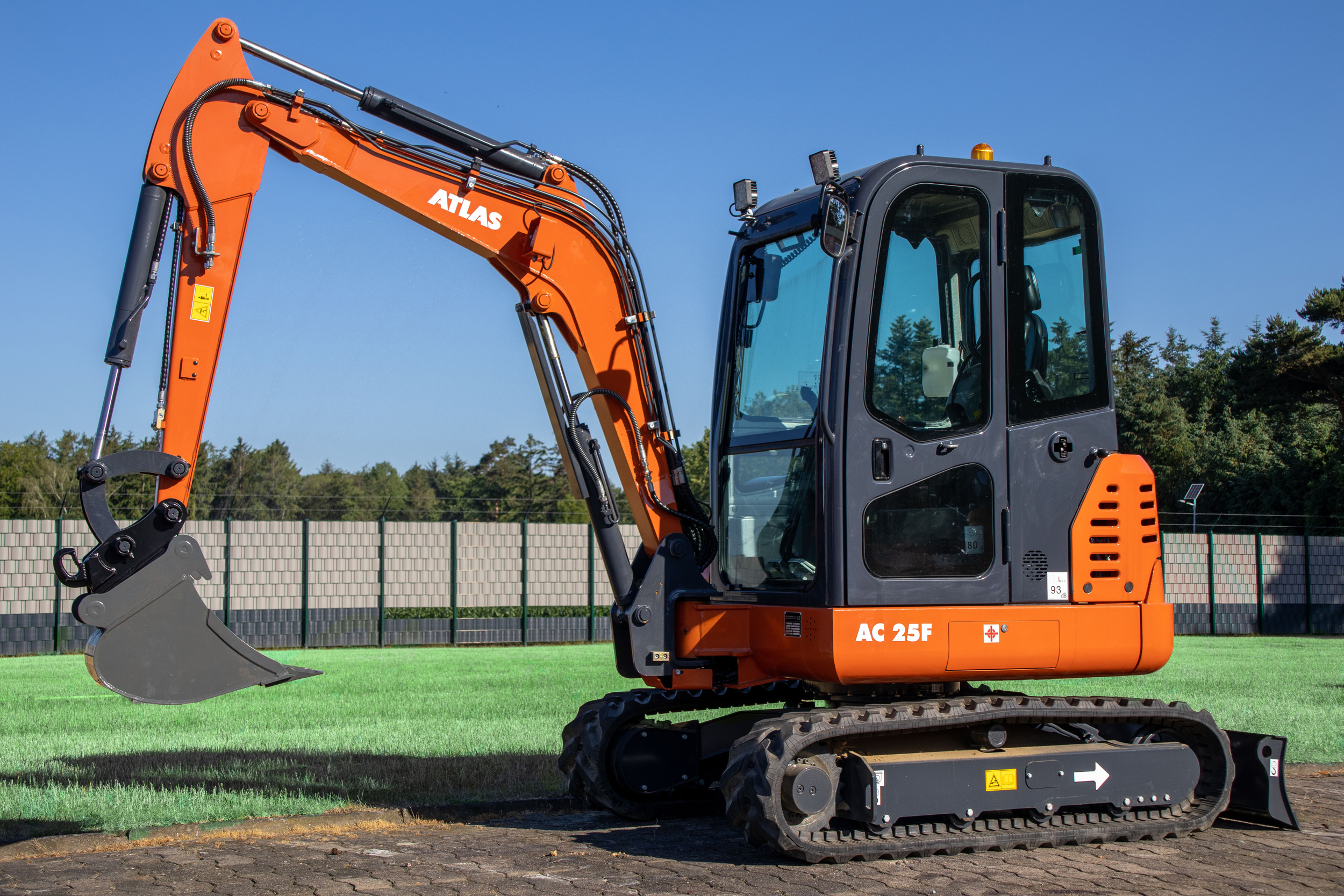 Atlas Kompakt AC 25F excavator specs & dimensions (2024 - 2025 ...