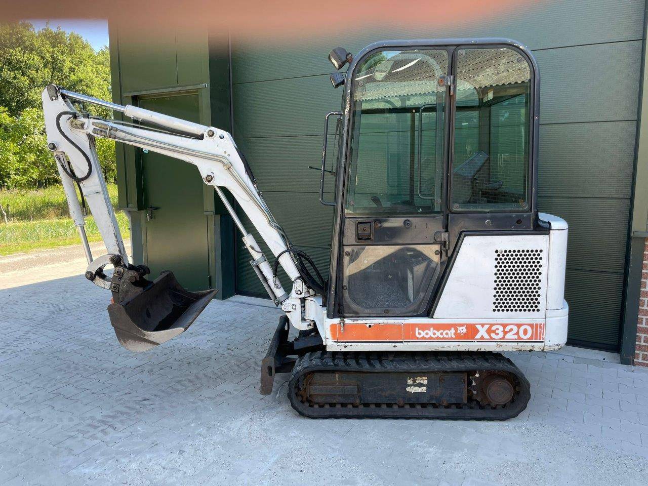 Bobcat X 320 excavator specs & dimensions (1993 - 1994) | Diggers ...