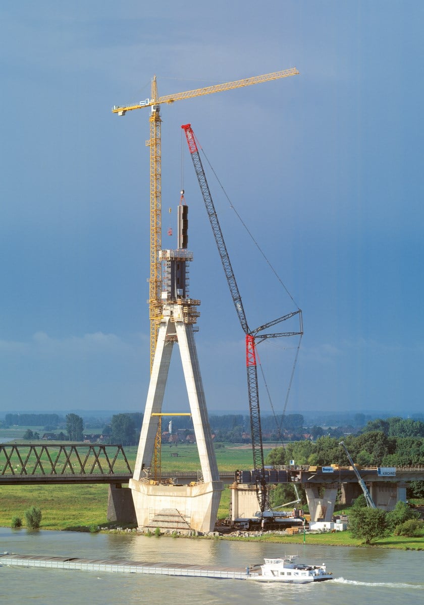 Liebherr LG 1750 crane - load chart, specs & dimensions (2017 - 2025 ...