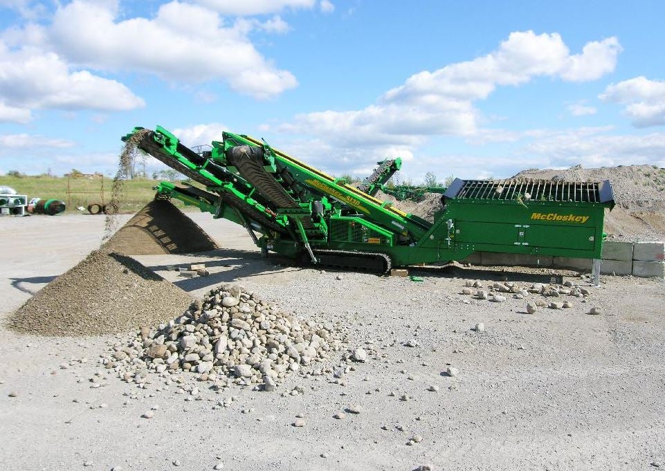 McCloskey S130 2-Deck screener specs & dimensions 2011 - 2017 ...