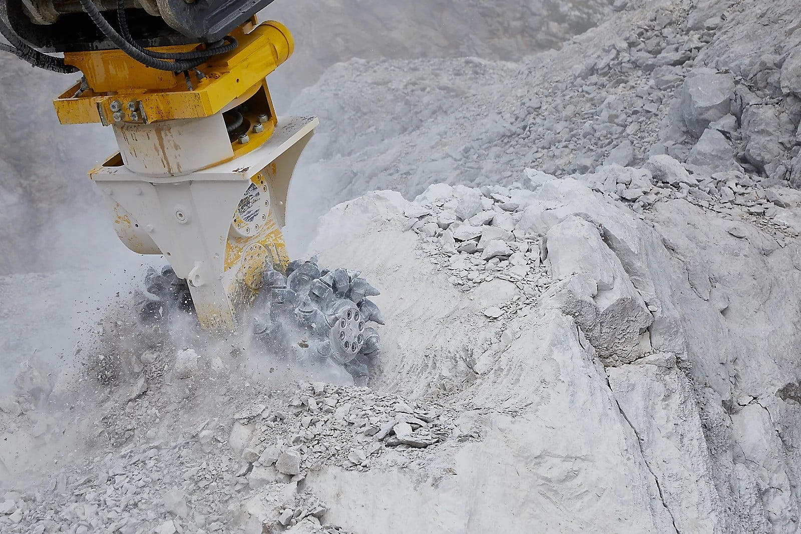 Epiroc ERC 2000 Specifications & Technical Data (2022-2025) | LECTURA Specs