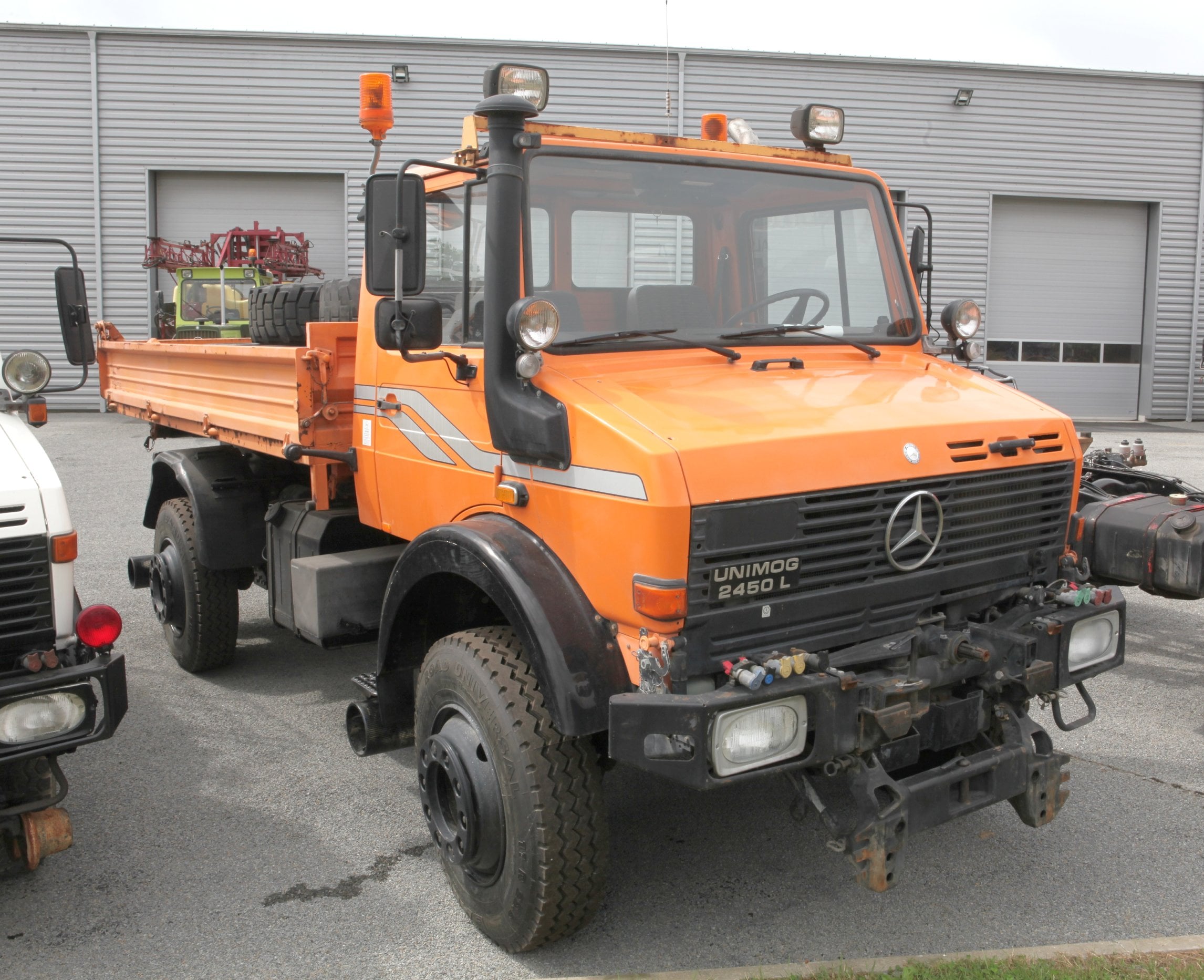 Unimog U 2450 Specifications & Technical Data (1996-2002) | LECTURA Specs