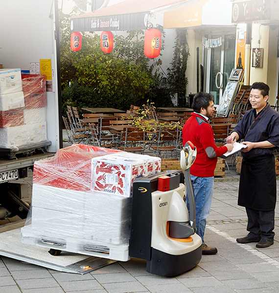 Crown WP 3210 pallet jacks specs & dimensions (2022 - 2026) | LECTURA Specs