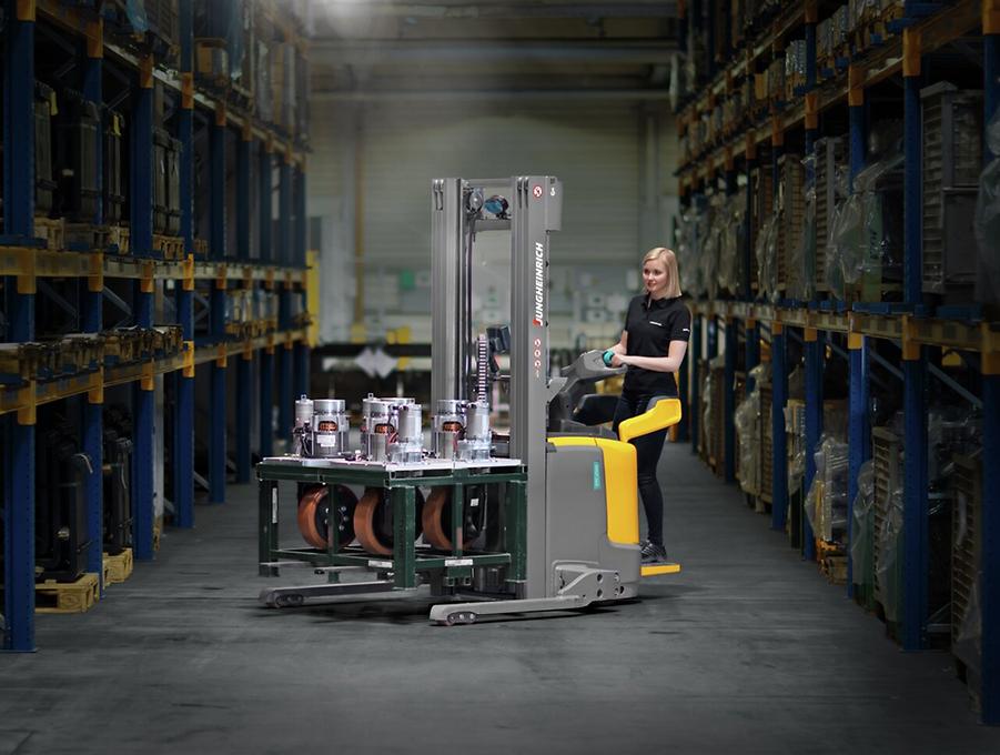 Jungheinrich ERC 216b Stand up rider pallet stacker specs (2020 - 2022 ...