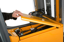 Still ESM Stand up rider pallet stacker specs & dimensions (2012 - 2017 ...