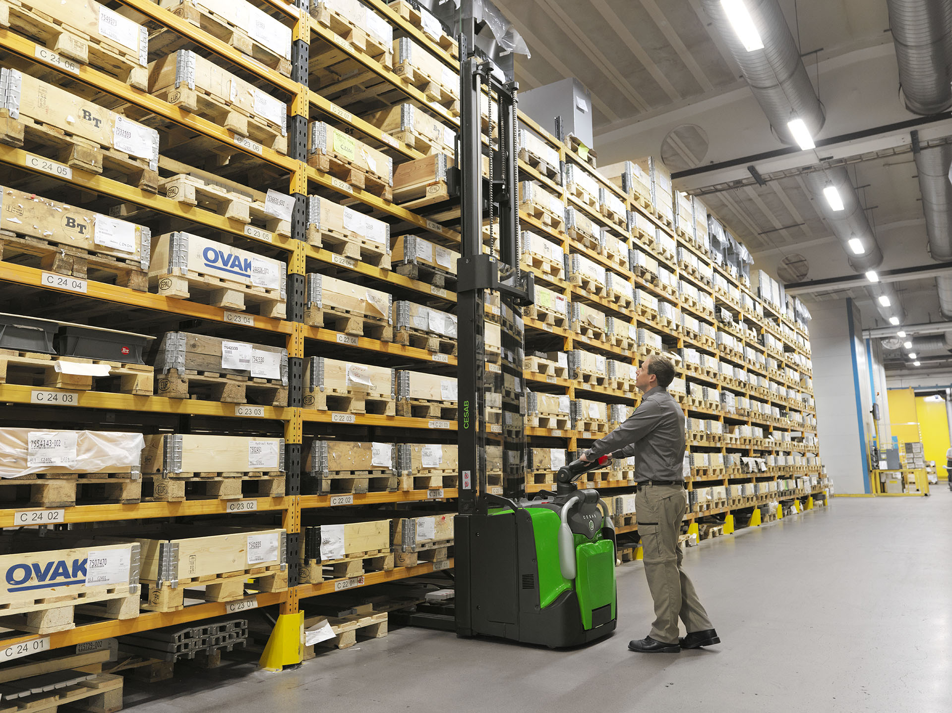 Cesab S 320 walkie stacker specs & dimensions (2015 - 2025) | LECTURA Specs