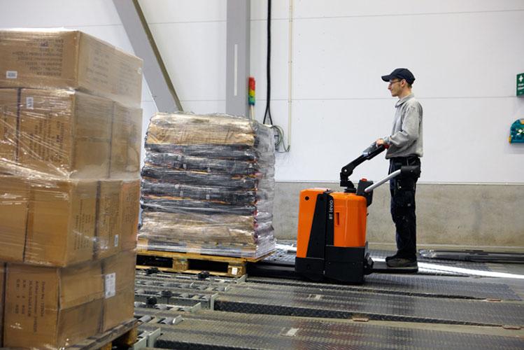 BT LPE 200-8 pallet jacks specs & dimensions (2010 - 2014) | LECTURA Specs