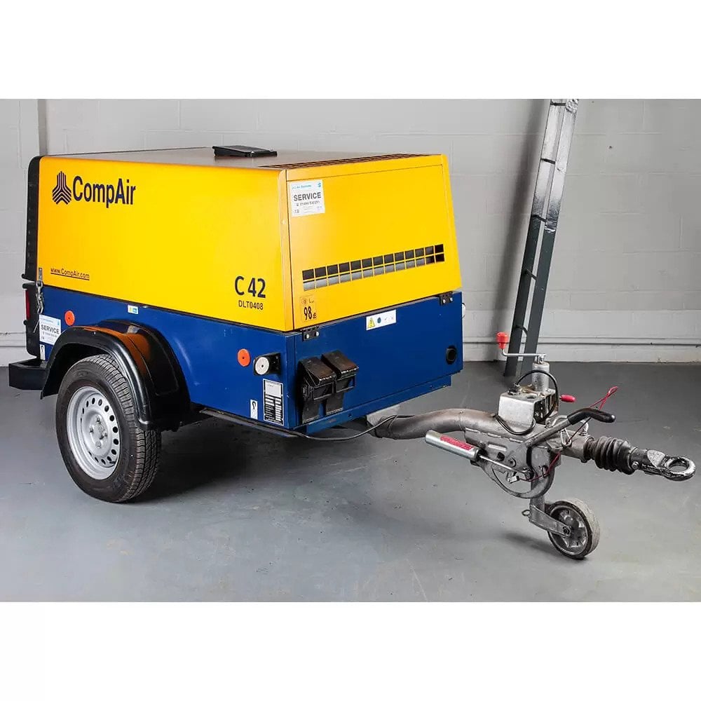 CompAir C 42 Specifications & Technical Data (2011-2015) | LECTURA Specs