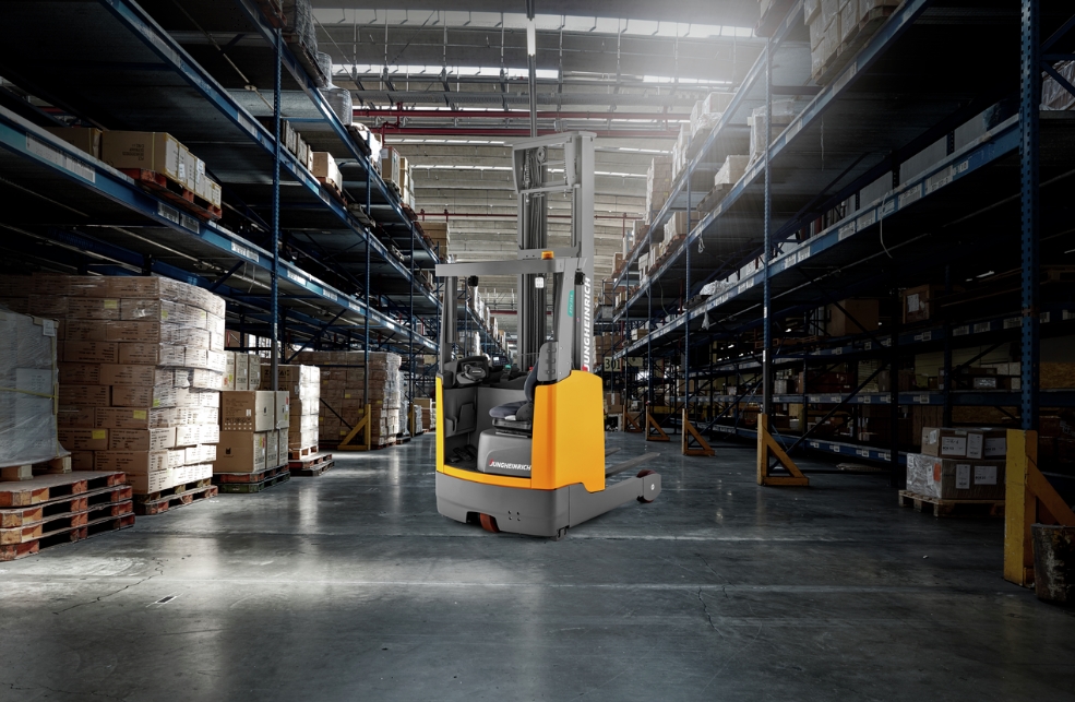 Jungheinrich ETV 216 reach truck specs & dimensions (2021 - 2025 ...