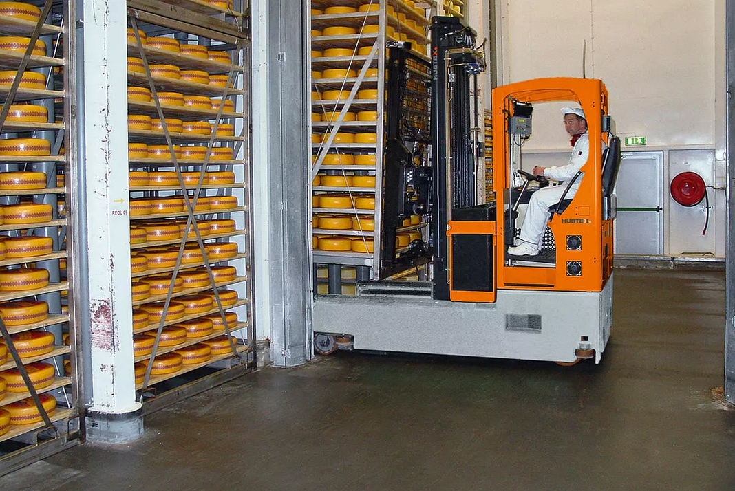 Hubtex SQ 50 PU reach truck specs & dimensions (2021 - 2025) | LECTURA ...