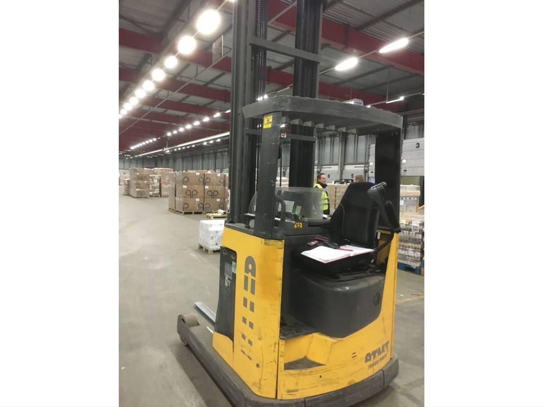 Atlet UHS 141 reach truck specs (2000 - 2011) | LECTURA Specs