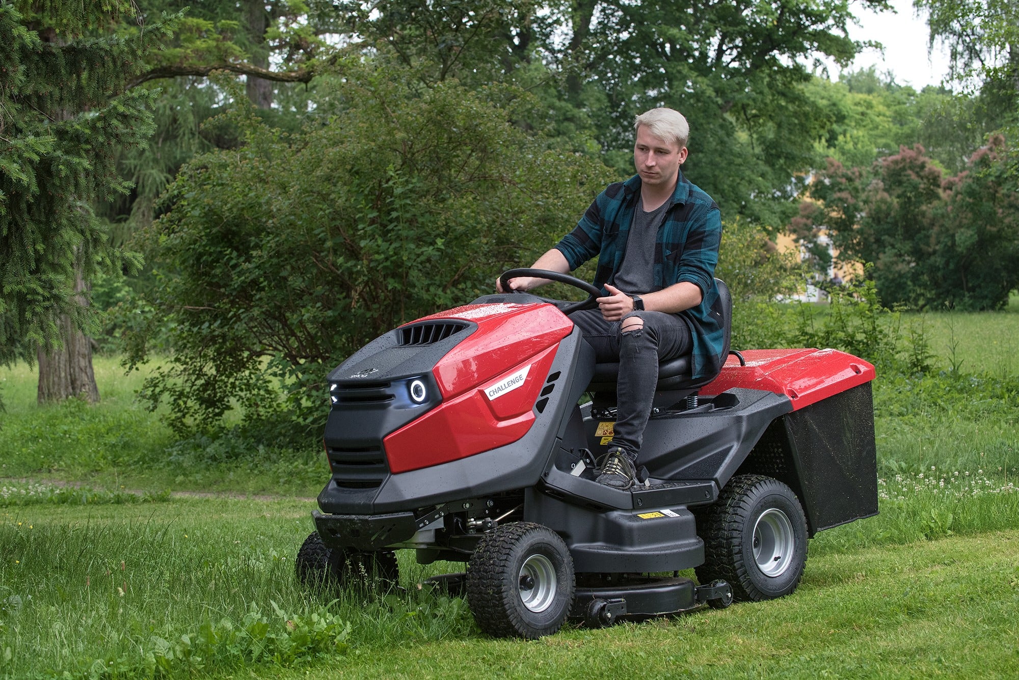 SECO Challenge MJ Lawn Tractor (2023 - 2025) Specifications & Dimensions | LECTURA Specs