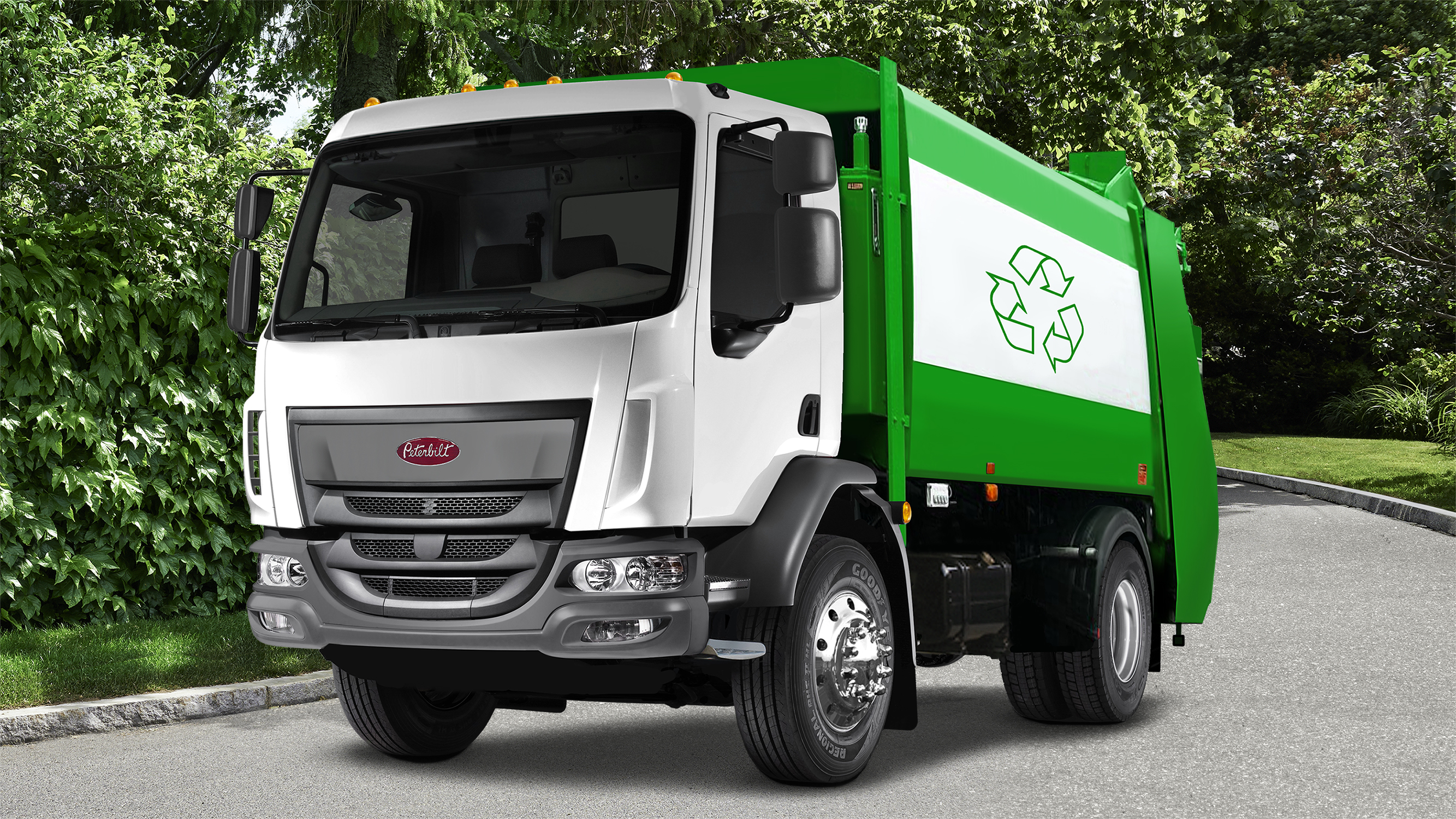 Peterbilt 220 PACCAR PX-7 (2019 - 2025) Truck Specs | LECTURA Specs