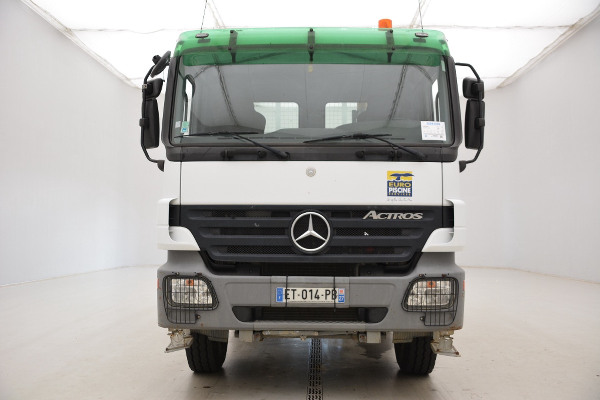 Mercedes-Benz Actros 3336 6x4 (2002 - 2011) Truck Specs & Dimensions ...