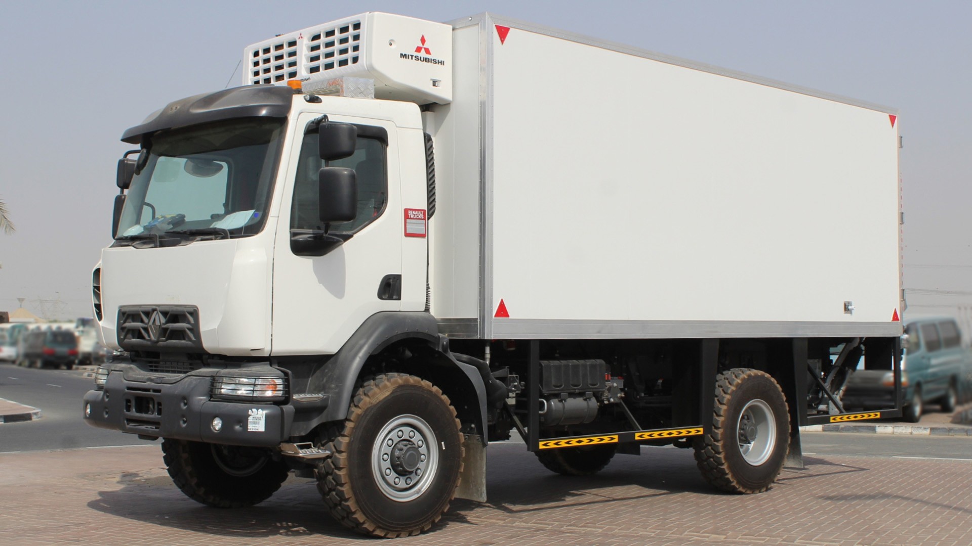Renault D 14 HIGH P4X2 320E6 (2023 - 2025) Truck Specs & Dimensions ...