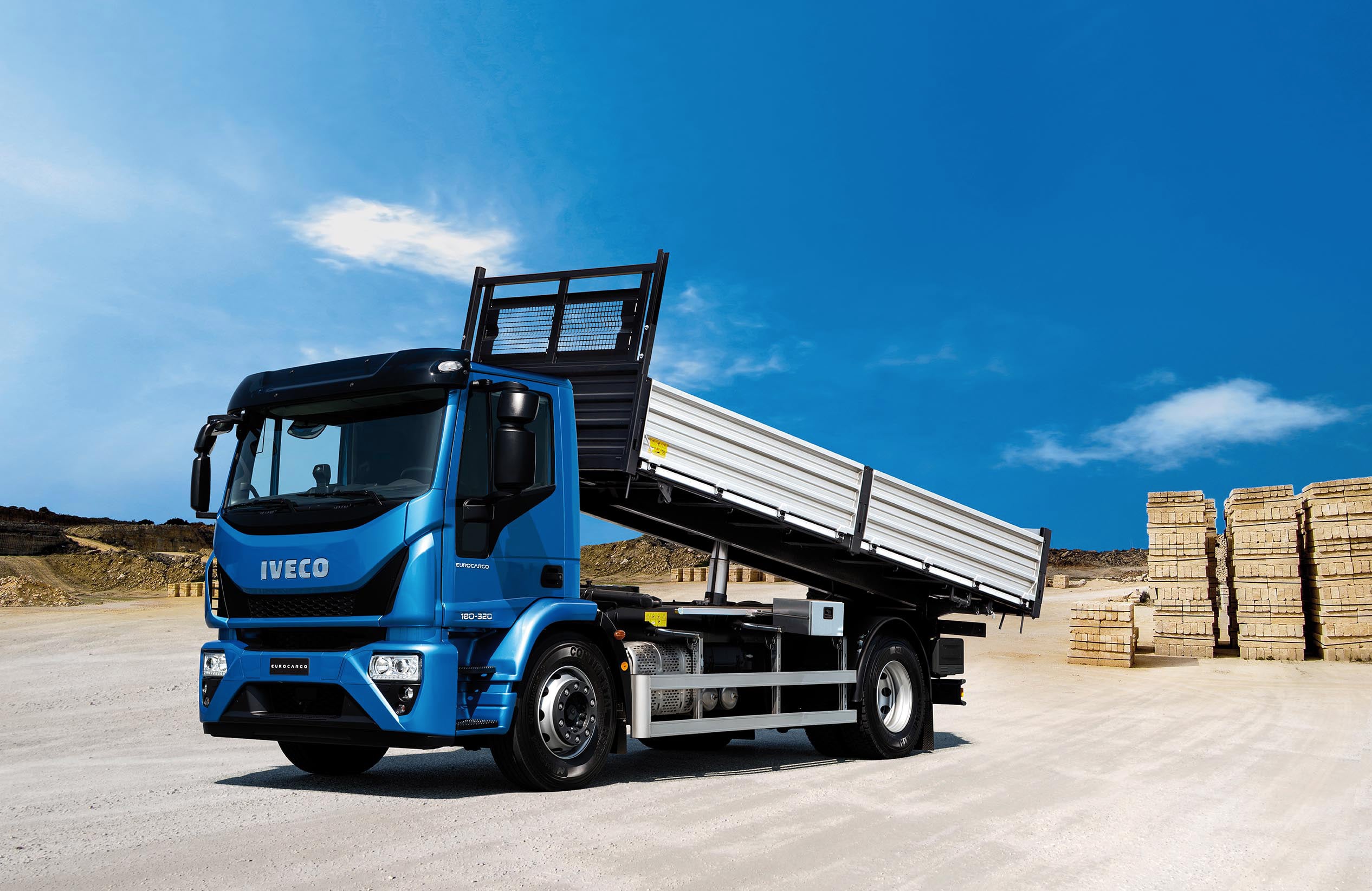 Iveco EUROCARGO CONSTRUCTION ML75E16K (2024 - 2025) Truck Specs ...