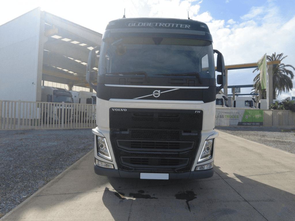 Volvo Trucks FH13.420 6x4 Rigid (2022 - 2025) Truck Specs & Dimensions ...