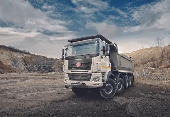 Tatra T 158-8P6R56.261 (2011 - 2025) Truck Specs & Dimensions | LECTURA ...