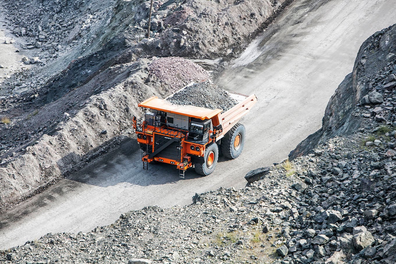 Hitachi EH3500ACII Specifications & Technical Data (2008-2017 ...