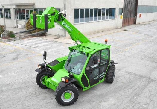 Merlo Panoramic P 25.6 L telehandler specs & dimensions (2010 - 2016 ...