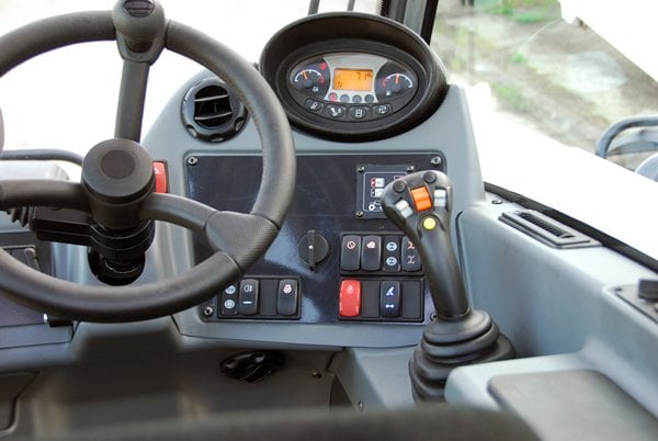 Bobcat TL470 Agri telehandler specs & dimensions (2015 - 2017 ...