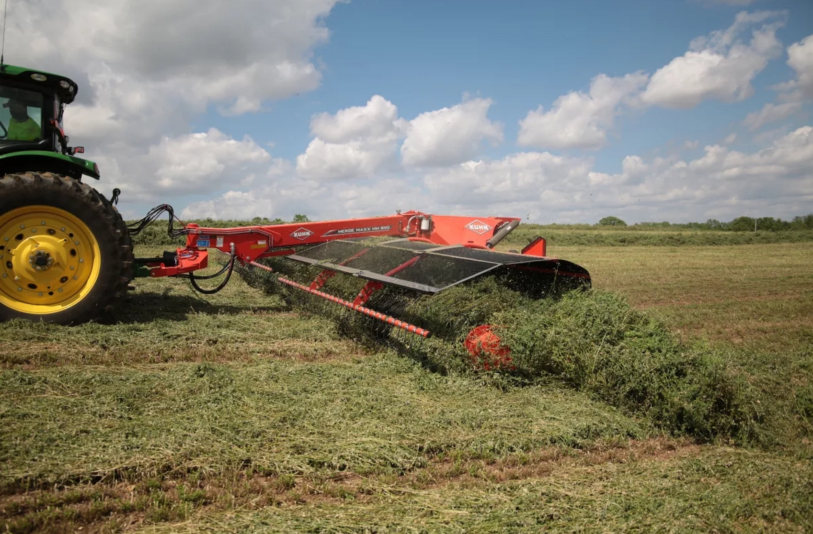 Kuhn MM 890 Specifications & Technical Data (2023-2025) | LECTURA Specs
