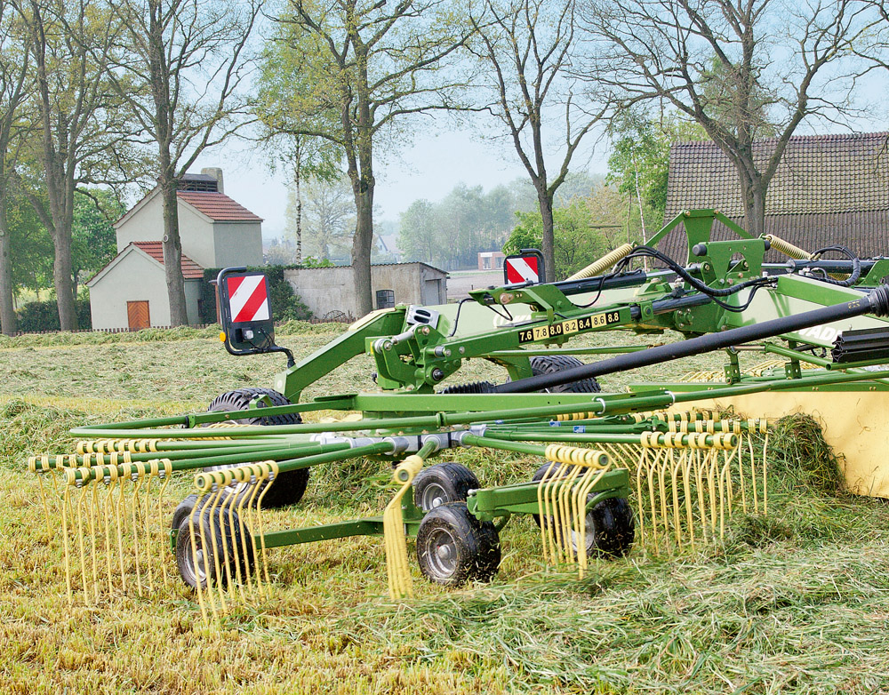 Krone Swadro TS 680 Specifications & Technical Data (2013-2025 ...