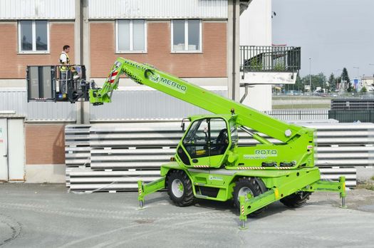 Merlo Roto 40.26 MCSS rotating telehandler specs & dimensions (2016 ...