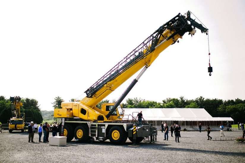Grove GRT9165 crane - load chart, specs & dimensions (2019 - 2025 ...
