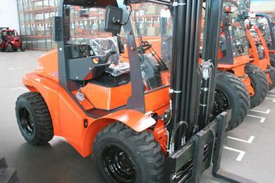 Mast Explorer H 30 DA rough terrain forklift specs & dimensions (2008 ...