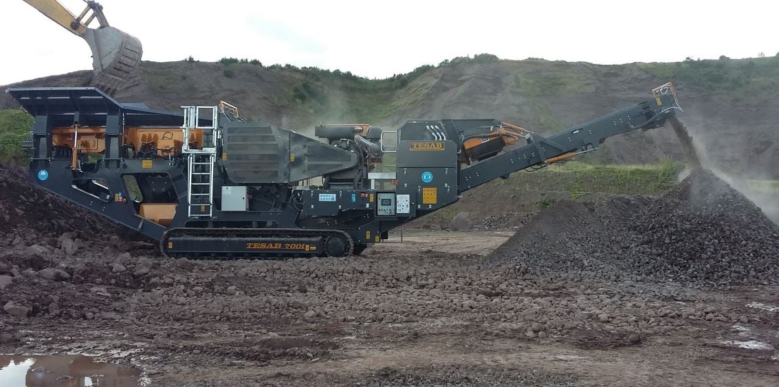 Tesab 700i Specifications & Technical Data (2017-2025) | LECTURA Specs