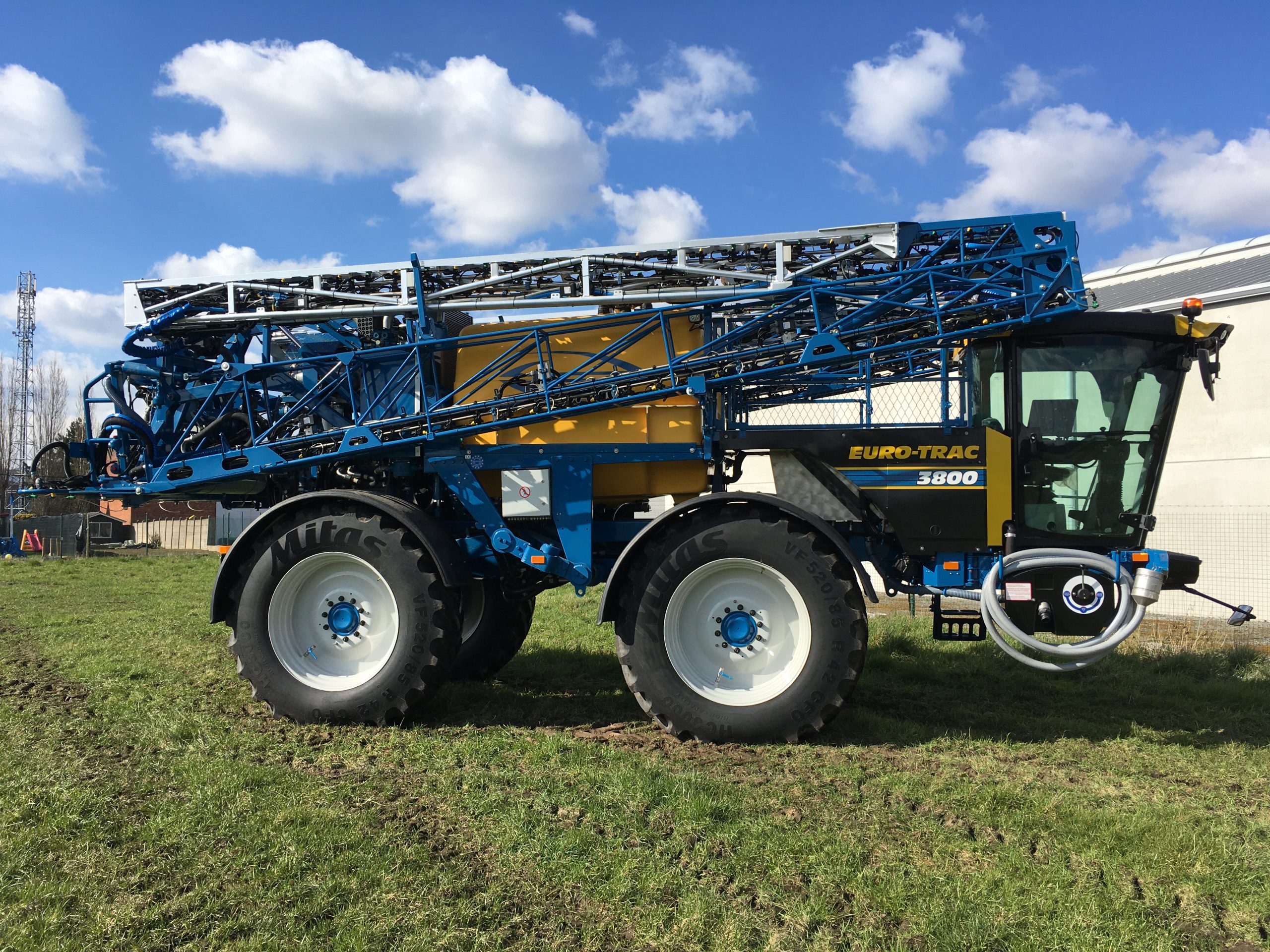 Delvano Euro-Trac 3800 Specifications & Technical Data (2024-2025 ...