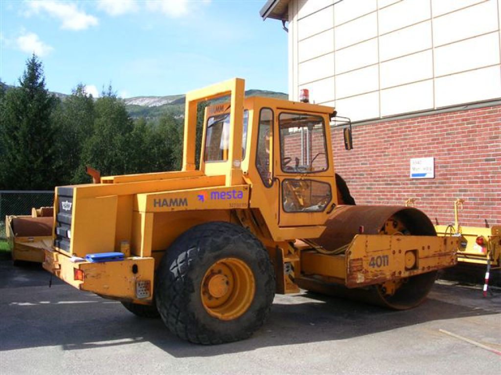 Hamm 4011 D Specifications & Technical Data (1991-2000) | LECTURA Specs